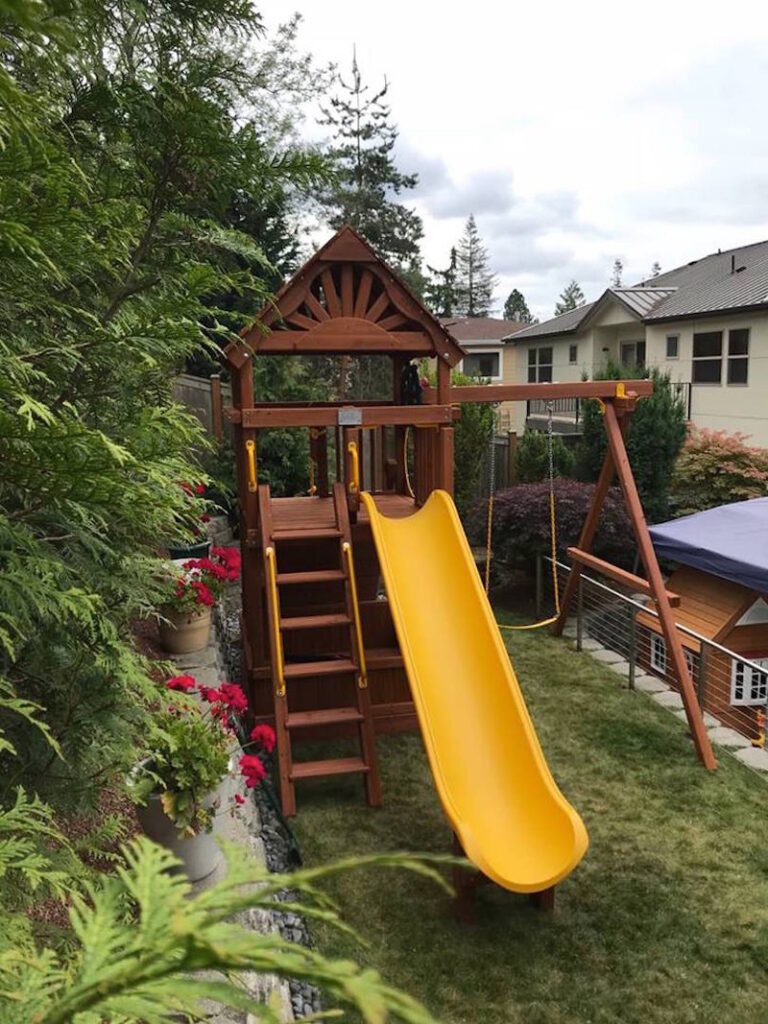 Rainbow Clubhouse Pkg II with Wood Roof Space Saver – Kidsland